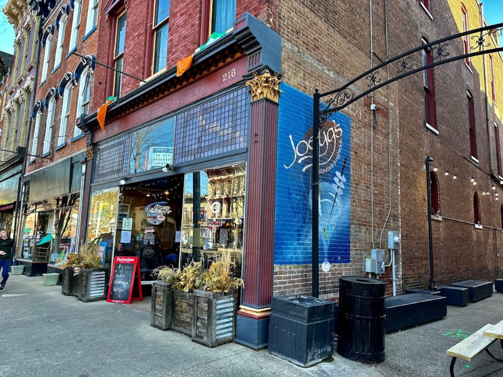 Indiana's Music City – THE HOTTEST LITTLE MUSIC TOWN IN INDIANA!