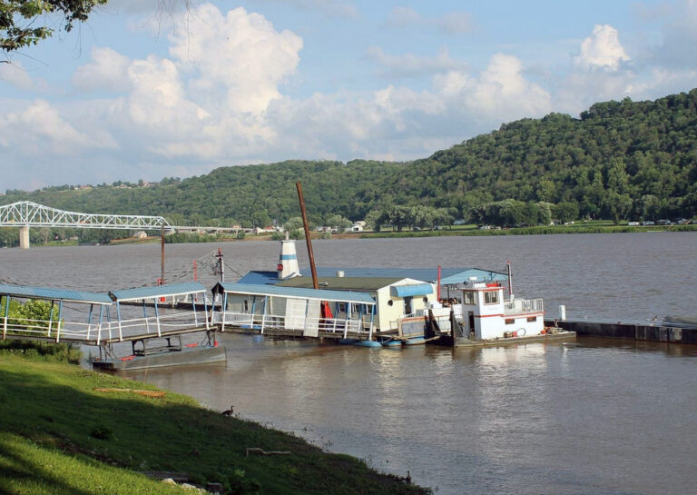 Madison Lighthouse – Indiana's Music City